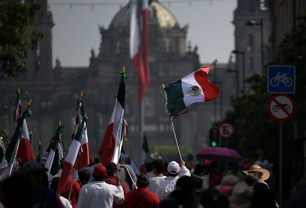 Poll Tracker: Mexico's 2024 Presidential Vote | AS/COA