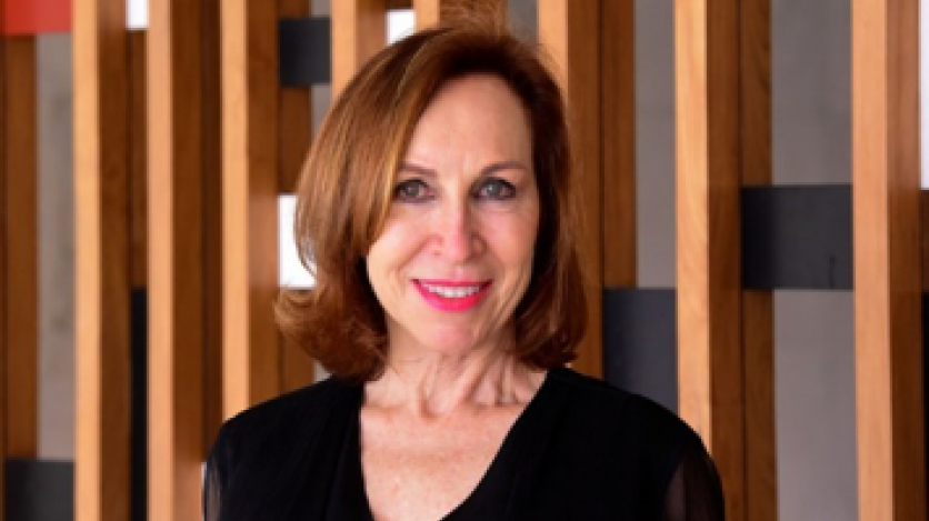 Márcia Donner Abreu | AS/COA